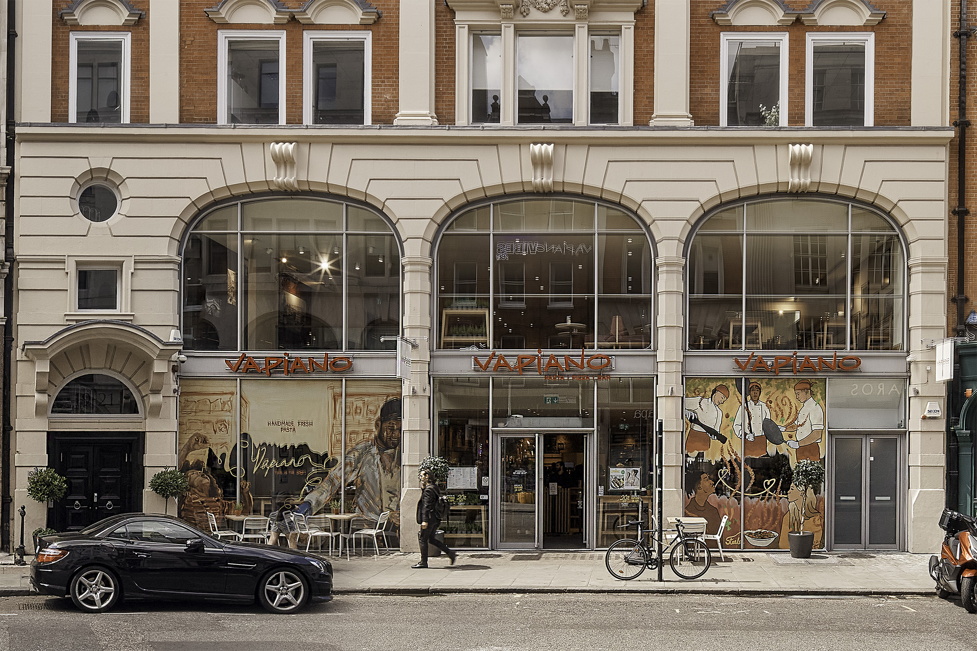 Getting to Great Portland Street, Fitzrovia Quarter - Buses, trains ...